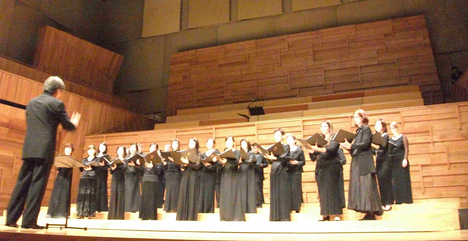 pianomania: ZEN RENAISSANCE / The Philharmonic Chamber Choir with Ueno ...