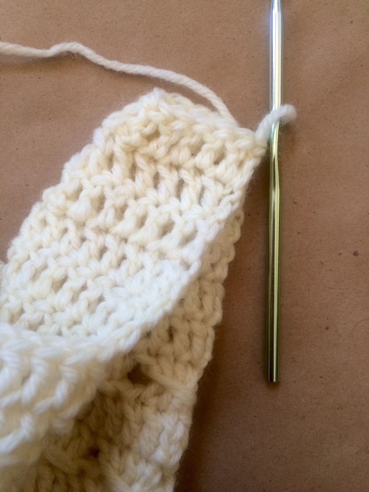 Fiberton Acres Blog: Cottage Chic Crochet Stocking Tutorial