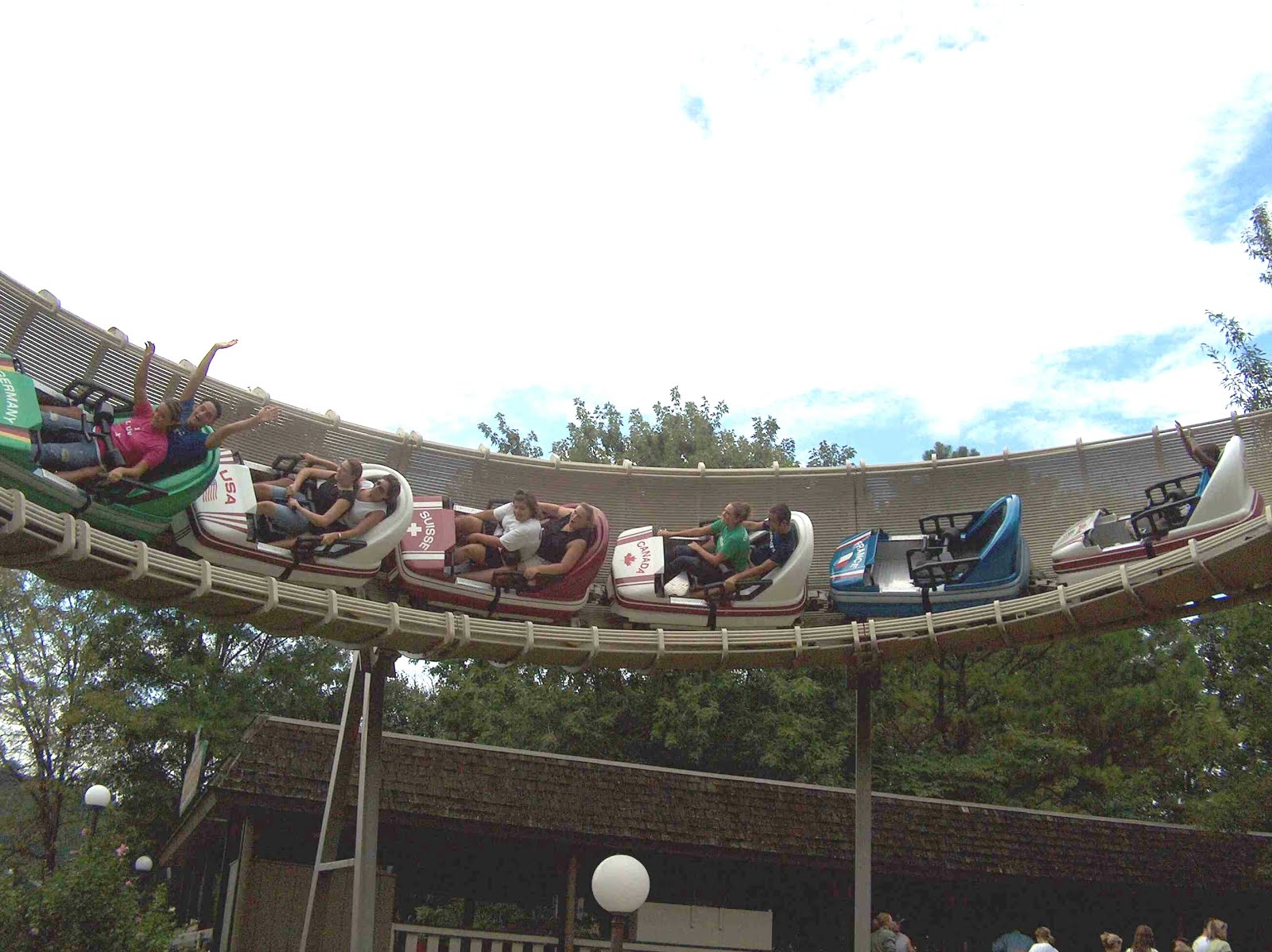 MidwestInfoGuide: Paramount's Kings Dominion