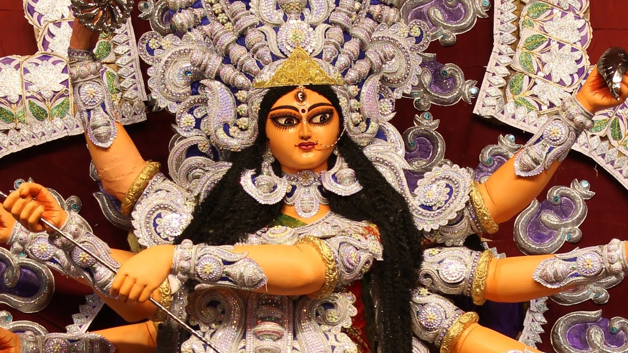 5 Best Durga Pandal and Idol you must visit - Navratri Celebration