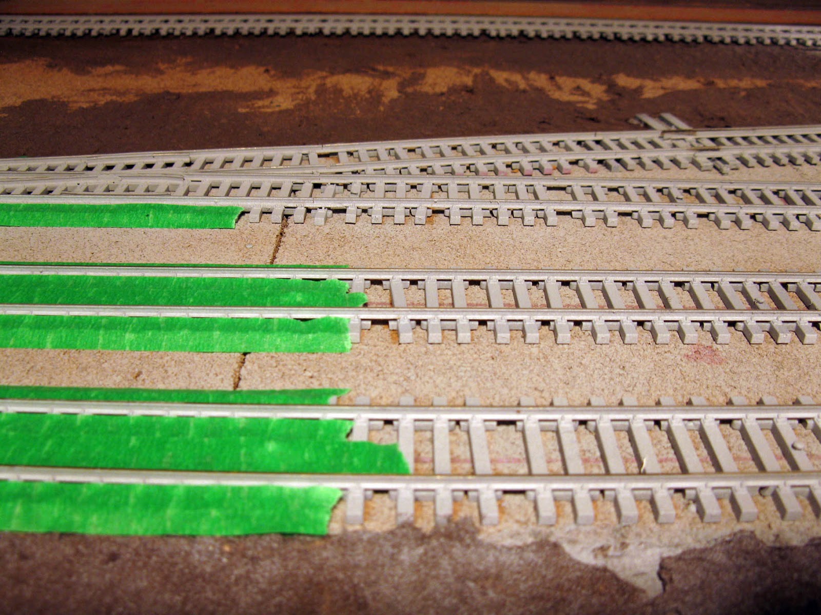 Hedley Junction: Painting and Weathering Track in Villeneuve