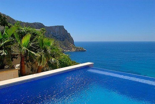 decora y disena: 10 Diseños de Piscinas Sin Fin