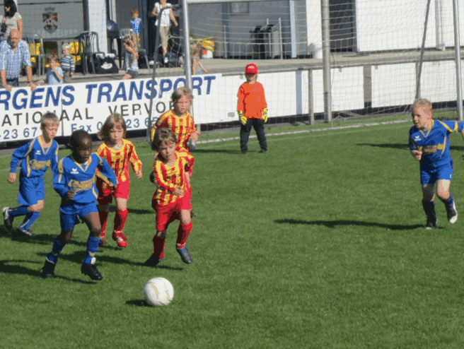 KFC Duffel U10: KFC Putte - U7B In beeld