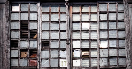 Enderle Travelblog: Sea Shells in My Windows: the Capiz Windows of Vigan