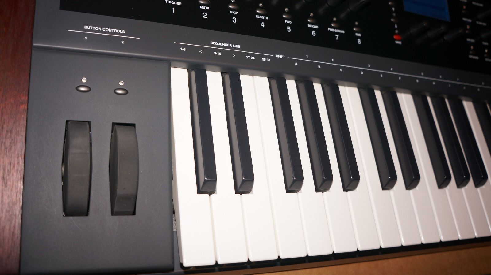 MATRIXSYNTH: Radikal Technologies Accelerator Synthesiser Keyboard SN 15102