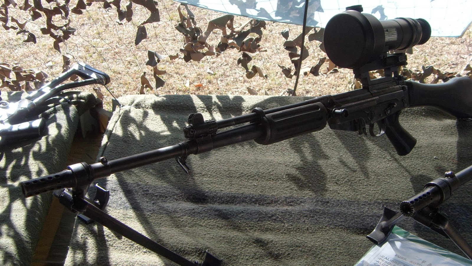 FDRA - Malvinas: Ametralladora: FN Fusil Automático Pesado (FAP)