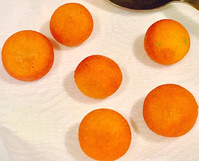 shiba's cuisines: Gulab Jamuns