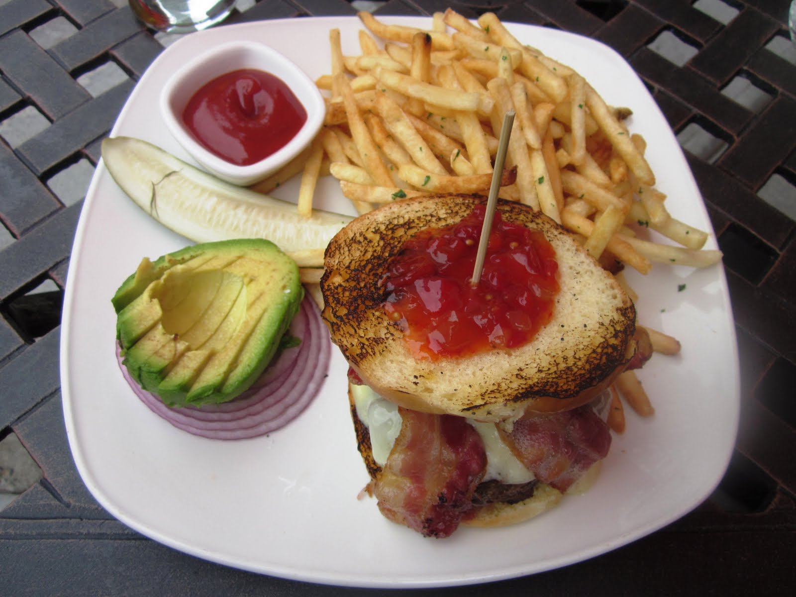 Indulge Inspire Imbibe: Towne Stove & Spirits