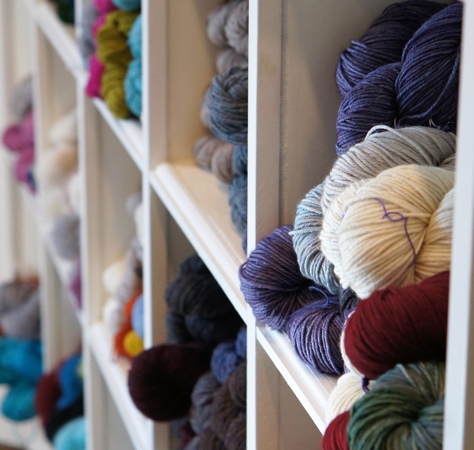 Ball Hank n' Skein: Local Yarn Shop Love: Looped Yarn Works, Washington ...