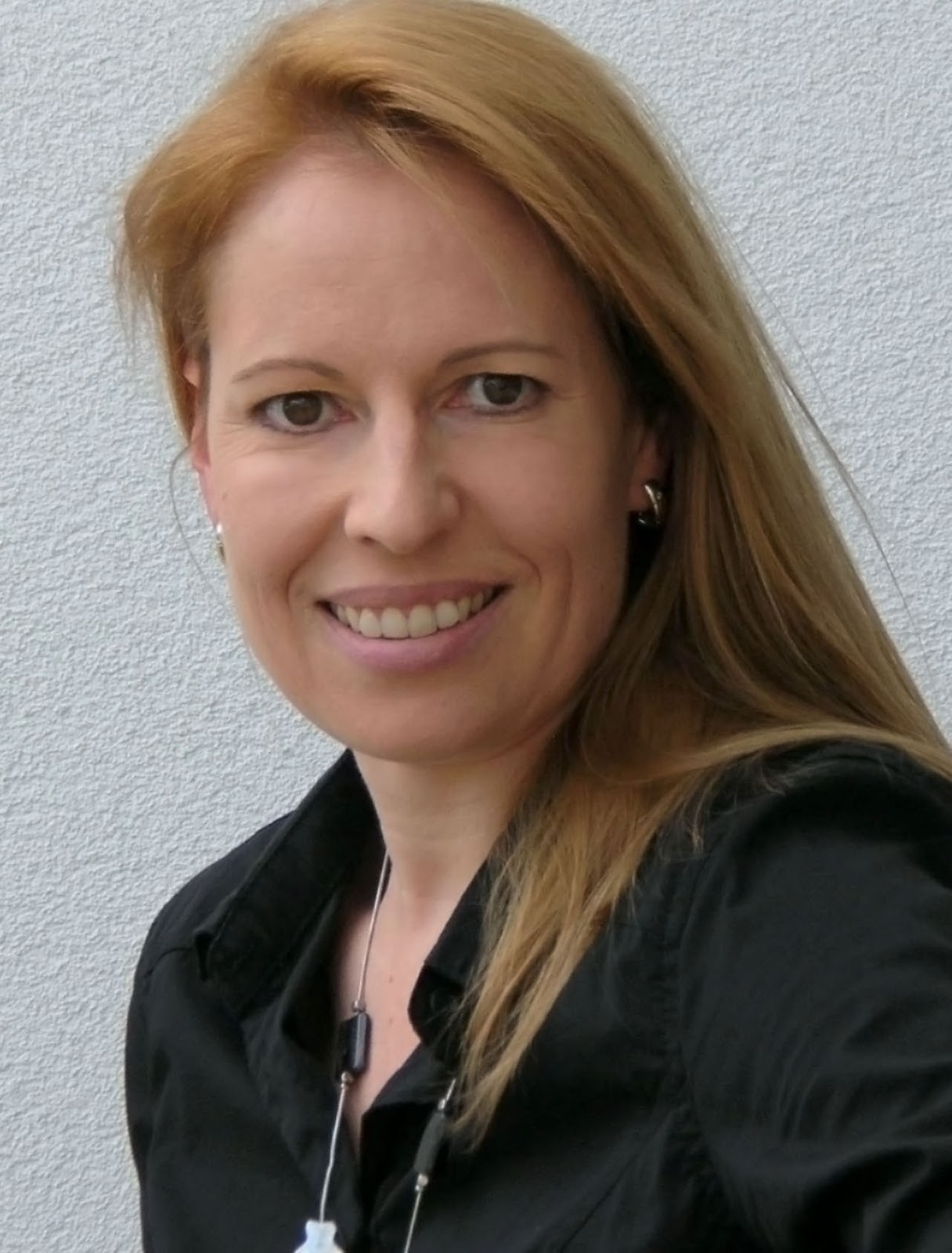 Buchtempel: Geheimprojekt, Autoren plaudern aus mit Mara Lang + Gewinnspiel