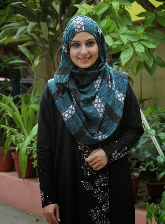 Tamil Actress Monika converts to Islam and quits cinema - Daily Dunya