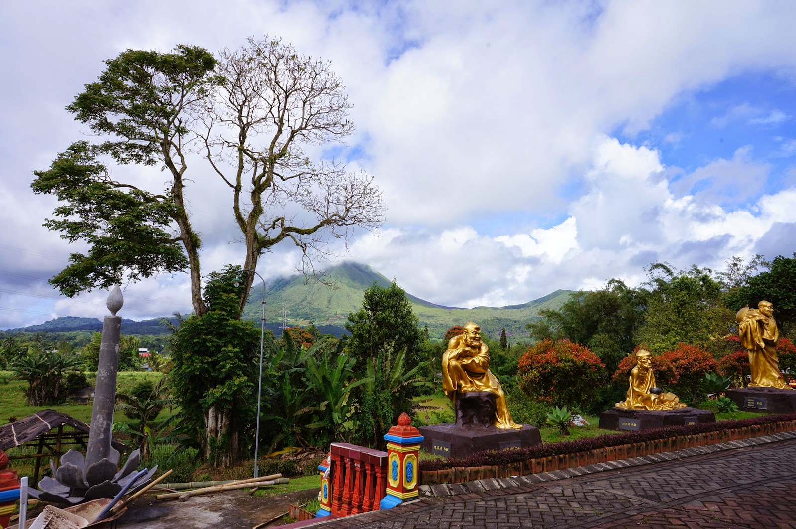 Sugar, Spice, and Everything Nice.: Beginner's Guide To Manado - Diving ...