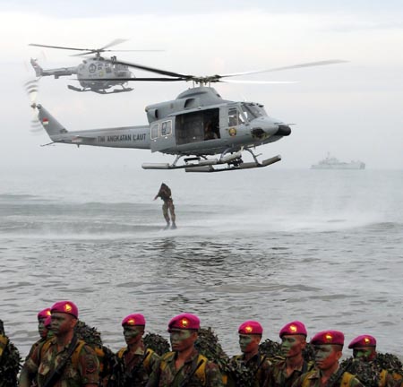 WEAPONS TECHNOLOGY: PENERBANGAN TNI AL