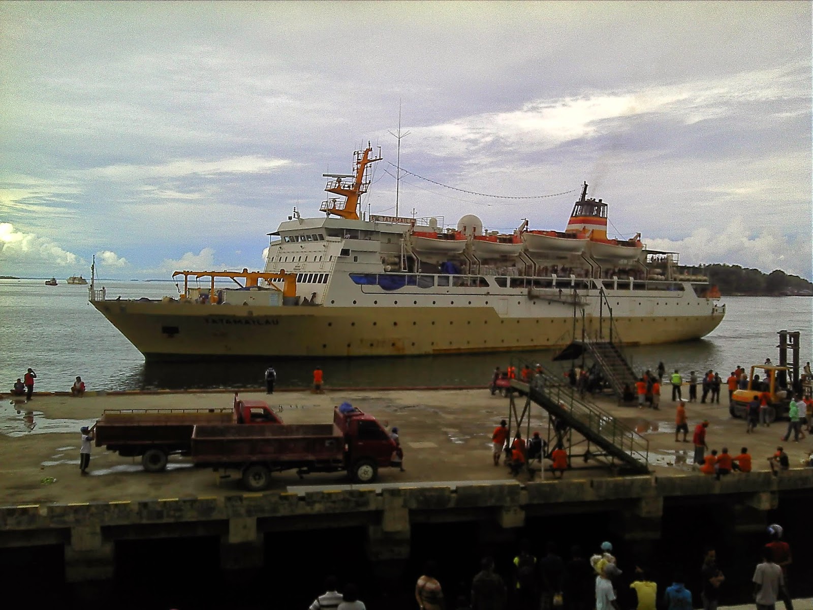 KM TATAMAILAU @PORT OF SORONG | UNOFFICIAL BLOG - PORT OF SORONG