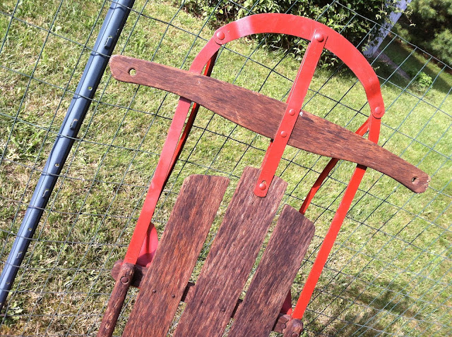 Lollipops and Pickles: A Vintage Sled Found a Loving Home