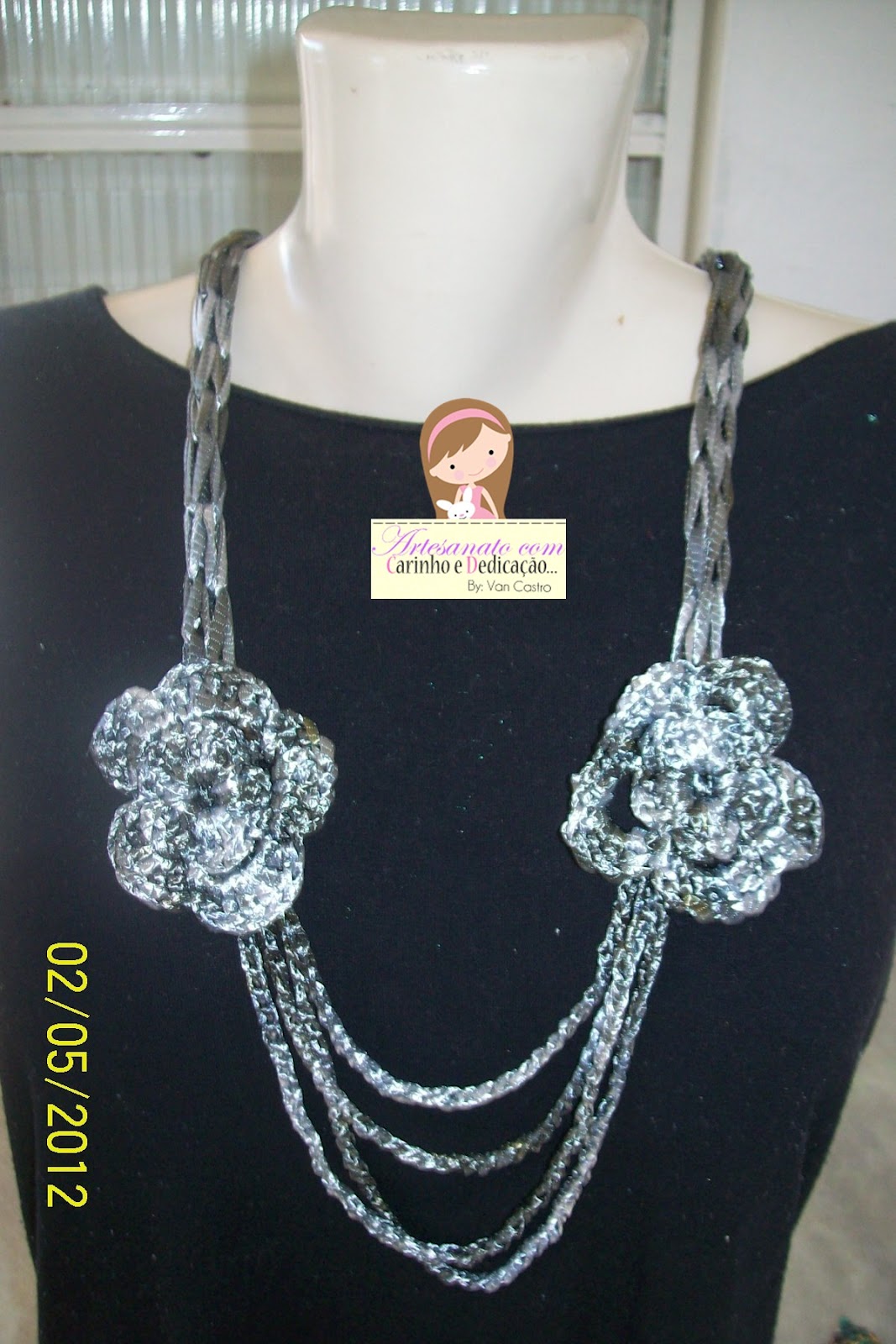 Artesanato com Carinho e Dedicação....: COLAR/CACHECOL