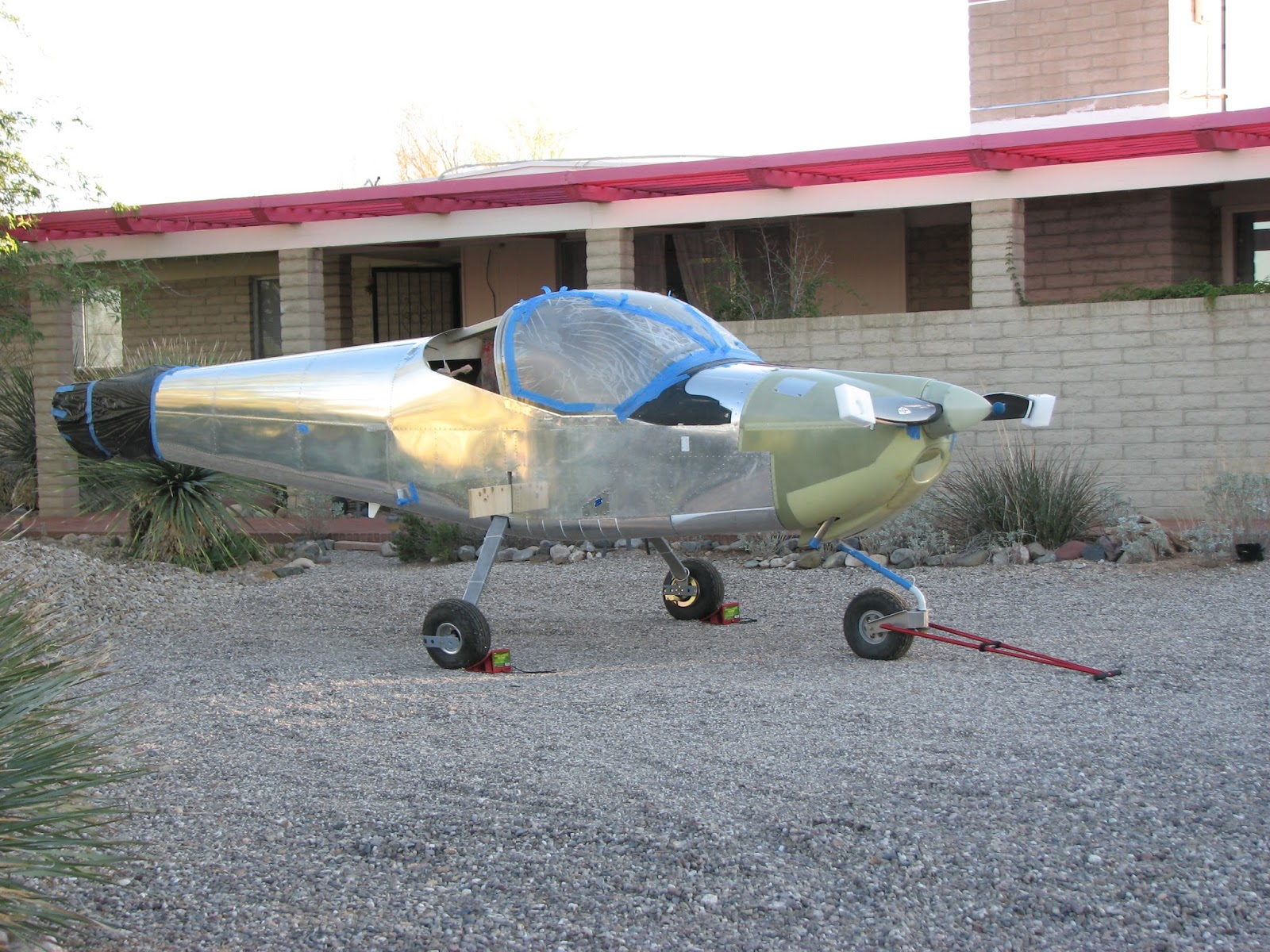 Torsten's RV-12: Fuselage Moved