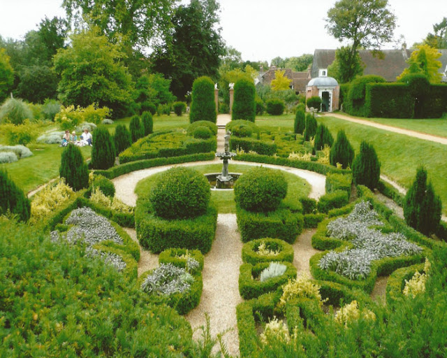 Most Popular Tourist Places in Surat - Quick Cab