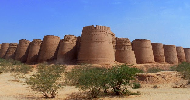 Nauman PAKISTAN: FAMOUS FORTS OF PAKISTAN