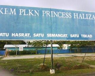 Nur eMMy eMira Sarikun / emmy1703: Kem PLKN Princess Haliza Sepang Selangor
