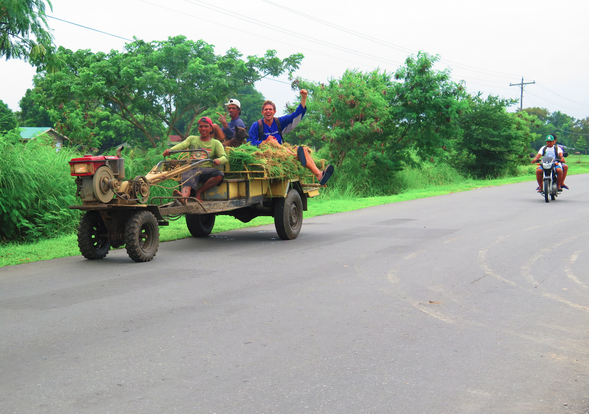 TRAVEL CENTRAL PHILIPPINES: An Adventure Kuliglig Ride