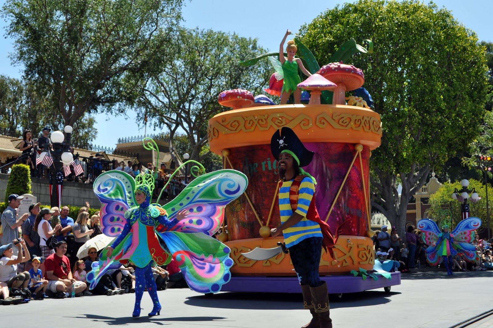 Magical Days with the Mouse: Mickey's Soundsational Parade is a HIT!