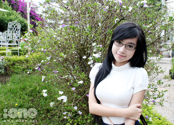 Elly Tran Ha in Da Lat | Miss World 2011, 2012 and Celebrity 2011, 2012