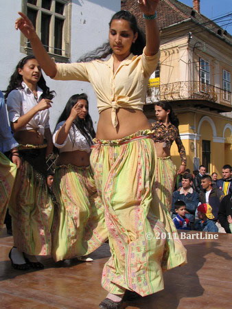 - BartLine -: Gipsy Dance