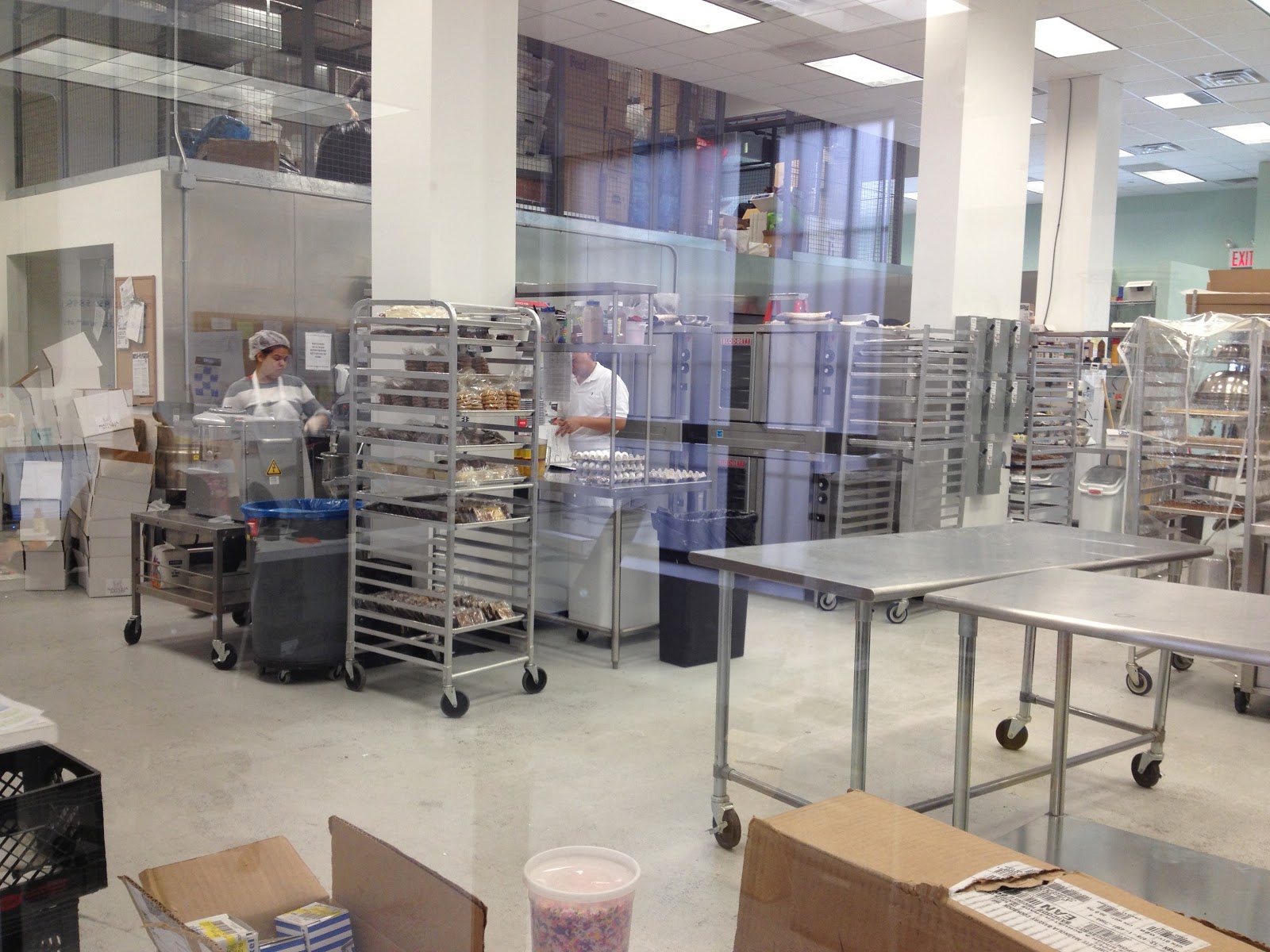 Food Startup Help: Looks Sell First