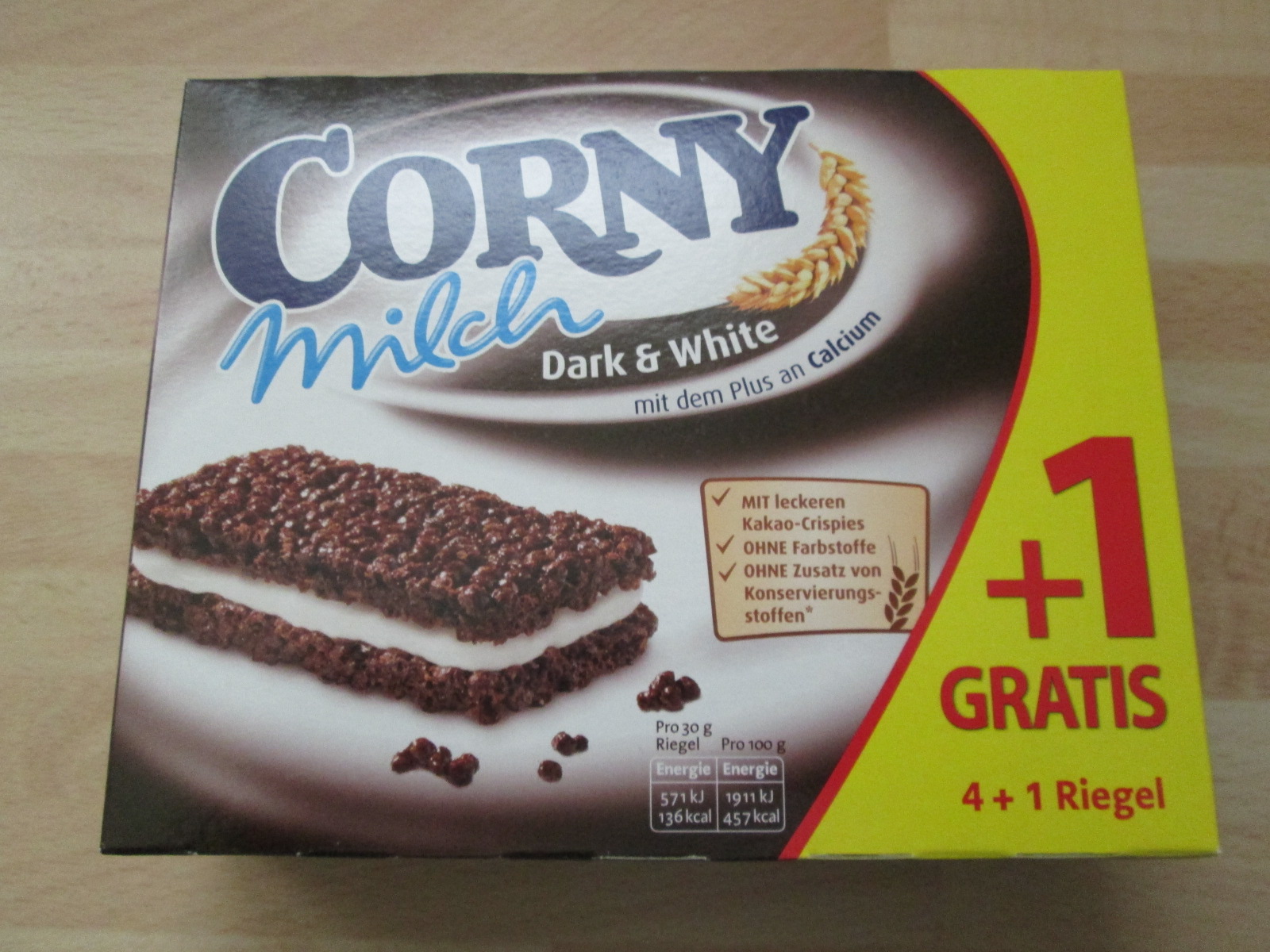 Corny Milch - Dark&White