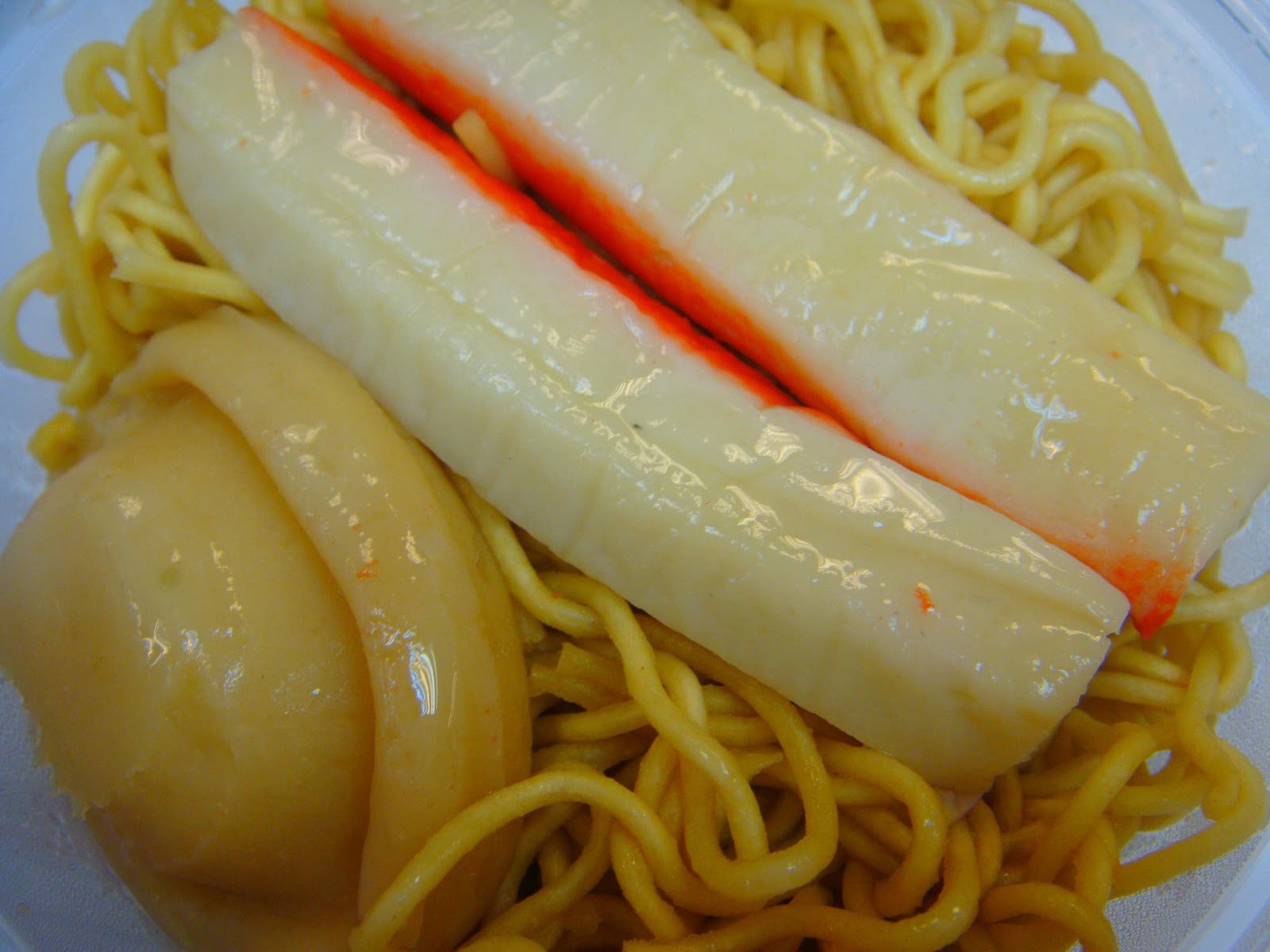 Supersupergirl's Food Reviews: Circle K : Noodles with imitation ...