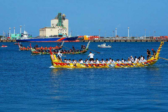 Ryukyu Life: Naha Okinawa, Japan Dragonboat Races Travel Photo Thursday