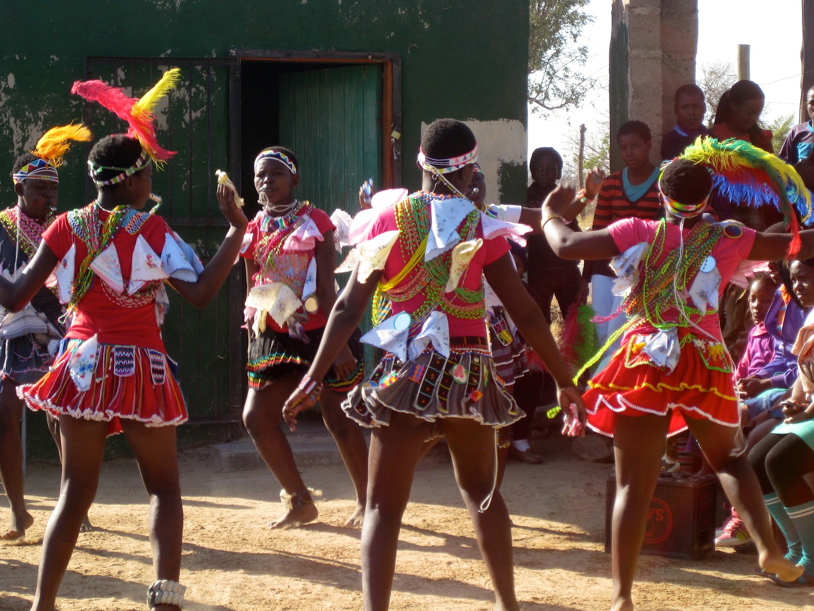 piecefullife : handkerchief dance