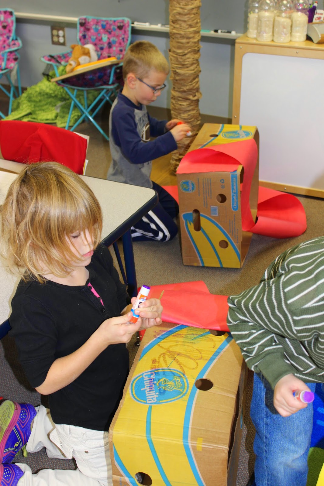 Miss Jessica's Kindergarten: Banana Boxes?