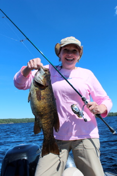 Rainy Lake Houseboats Fishing Report: The St. Croix Rod Family joins us ...