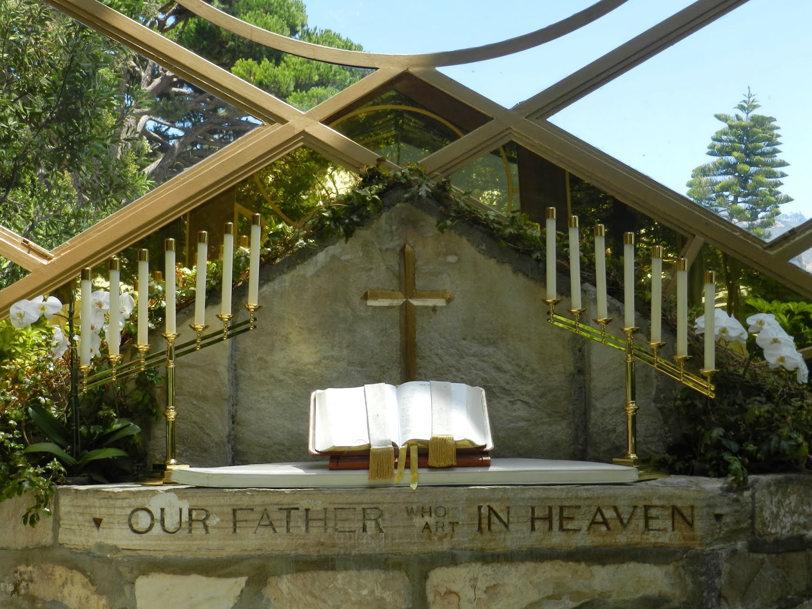 Mike's Historic Buildings: The Wayfarers Chapel