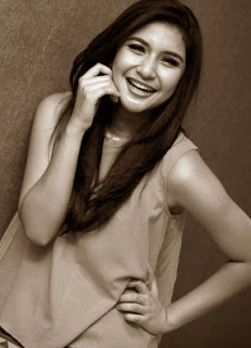 Sedikit Tentang Bianca Liza (Host Inbox)