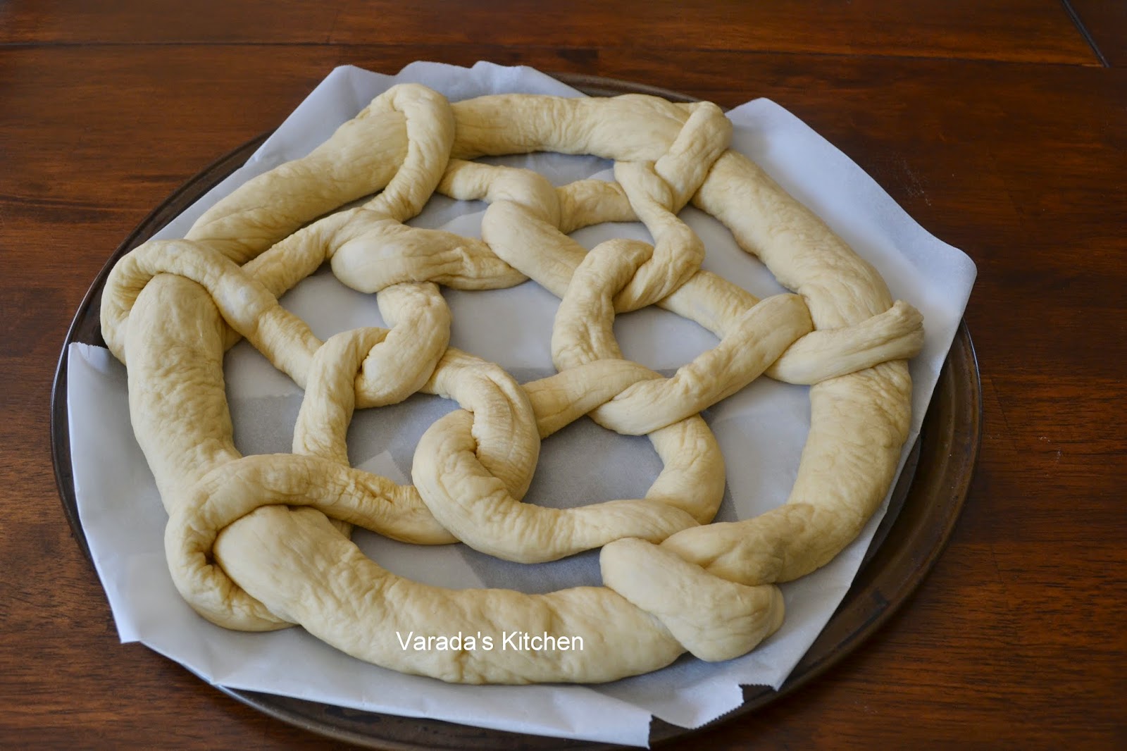 Varada's Kitchen and Garden: Hungarian Ring Bread