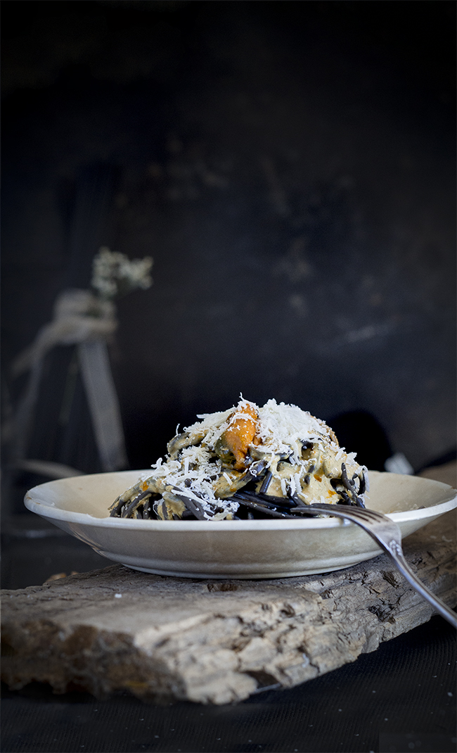 Spaghetti al nero di sepia con salsa de mejillones en escabeche - Mi ...