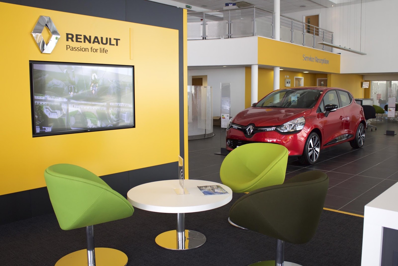 The Motoring World: New Renault and Dacia dealership opens in Grimsby ...