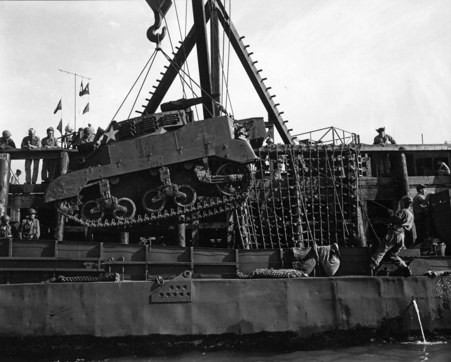 Tank Archives: HMC M8: Quick Support for Light Tanks