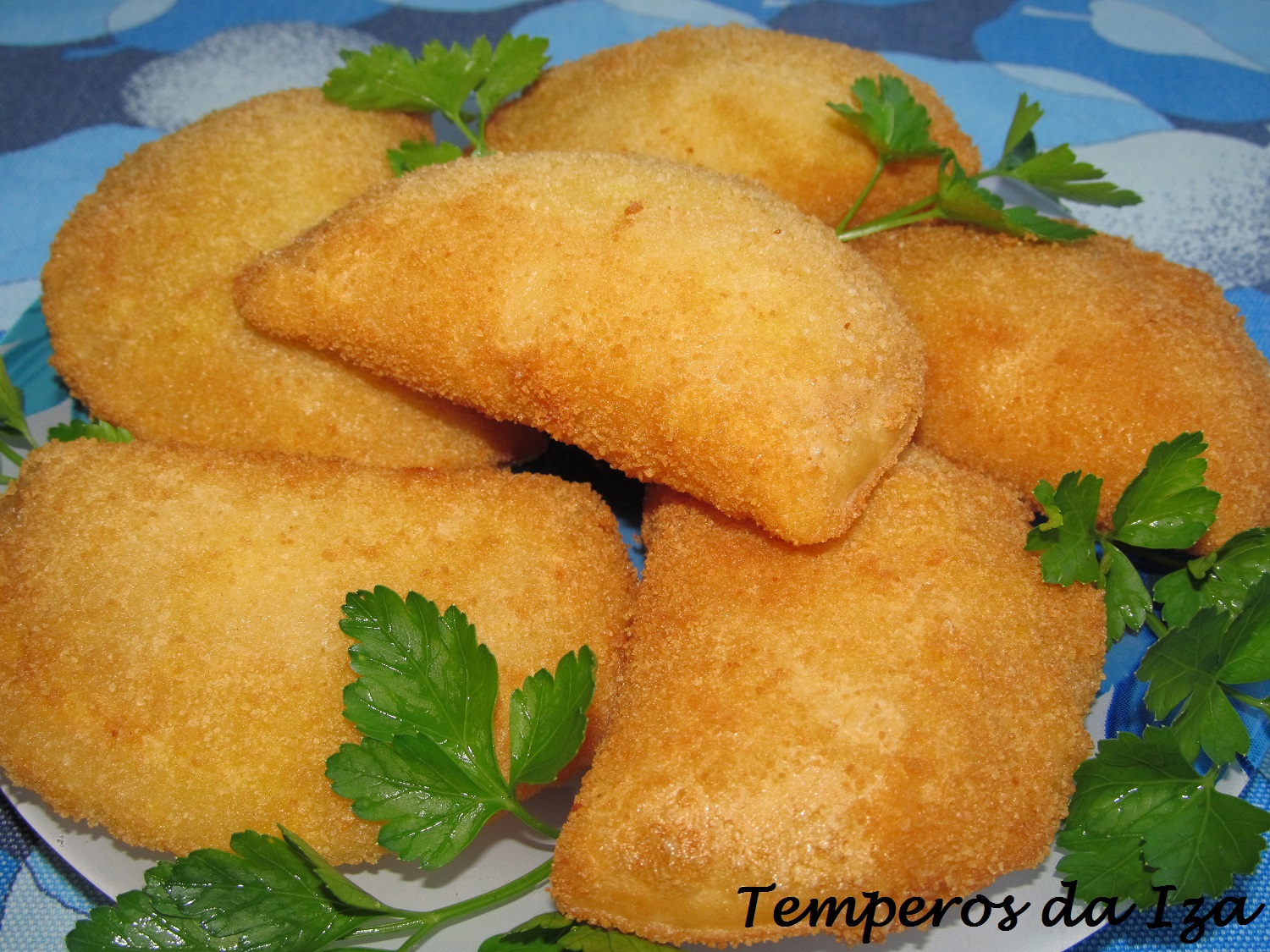 Temperos da Iza: Rissóis de Pescada e Camarão