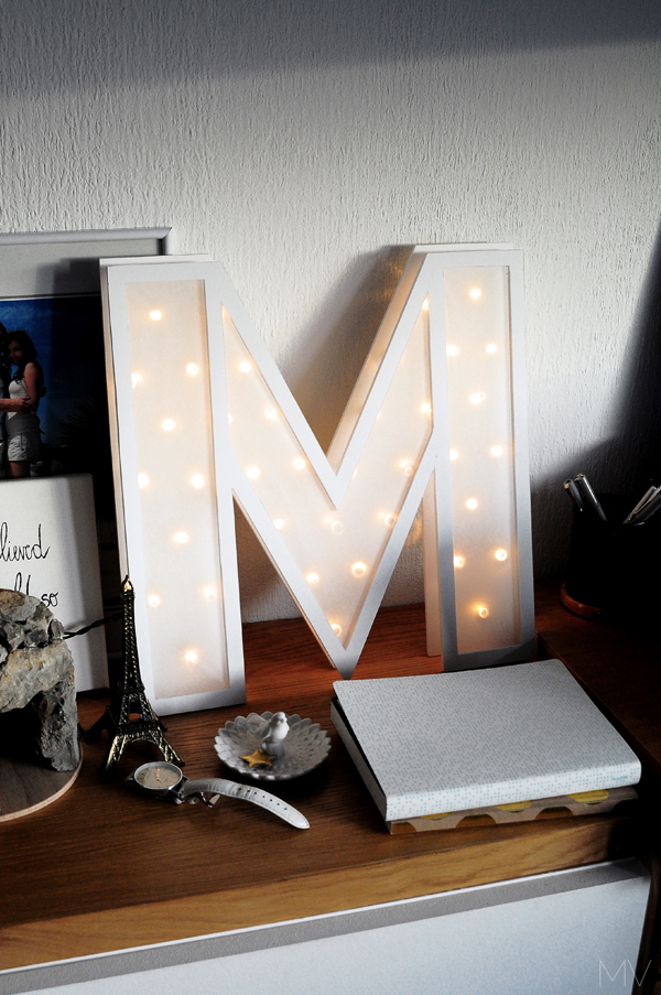 DIY: OKRASI SVOJO SOBO Z VELIKO ČRKO Z LUČKAMI // DECORATE YOUR ROOM ...