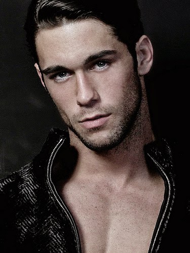 Los Ojos del Espectador: Nick Ayler sexy model