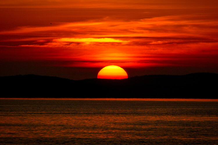 സൂര്യന്‍ രാത്രിയാകുമ്പോള്‍ എങ്ങോട്ടാണ് പോകുന്നത്