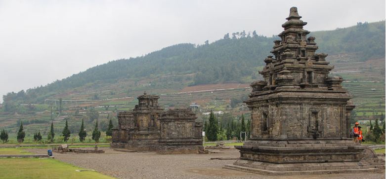 Tours Of Dieng - Cultural Diversity and Tourism In Indonesia
