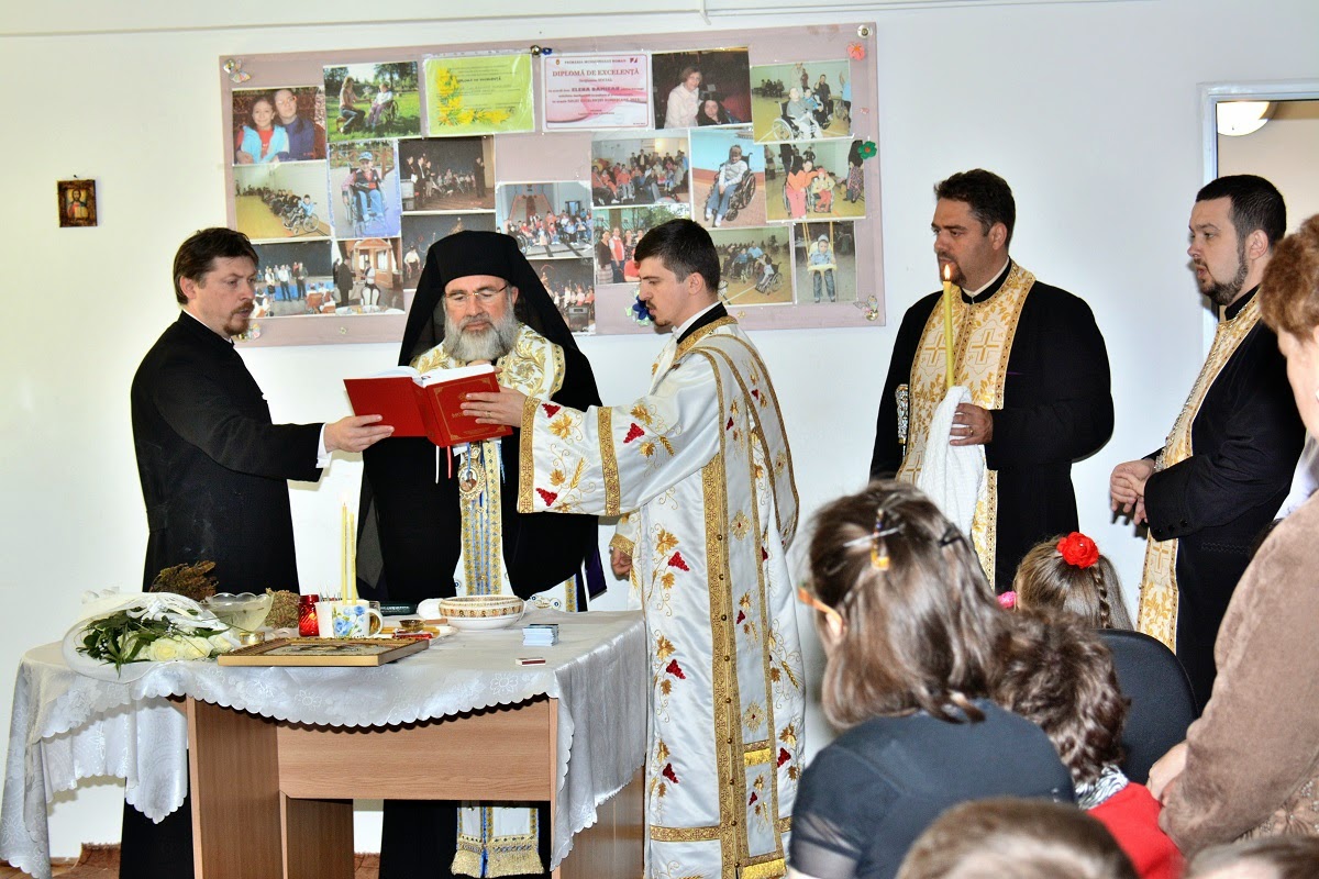 Ortodoxie pe net: Centru de kinetoterapie inaugurat la Roman