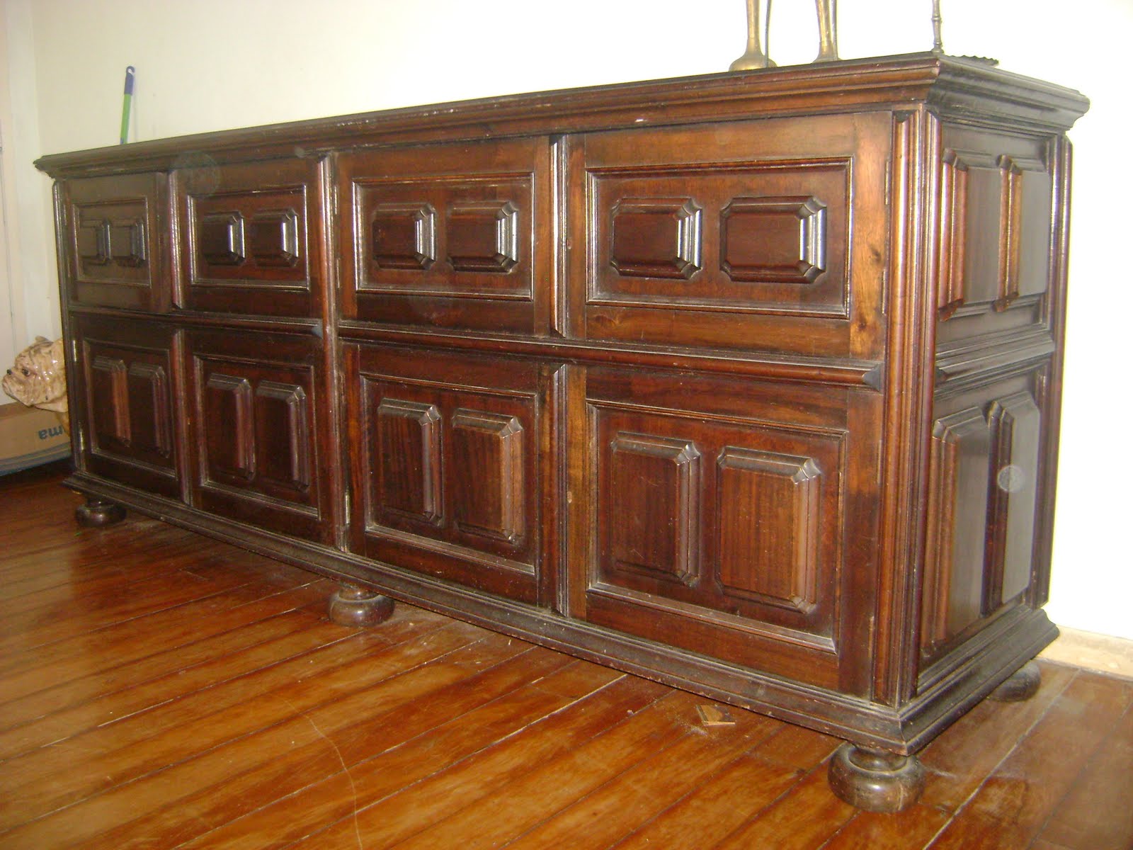 Bazar da Nova: Móveis Antigos Madeira de Lei