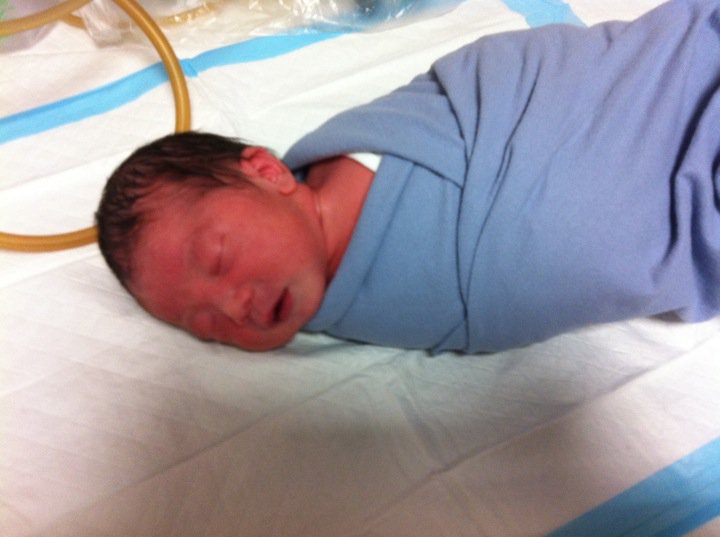 幸せな家族: Jayvier's Birth Story!