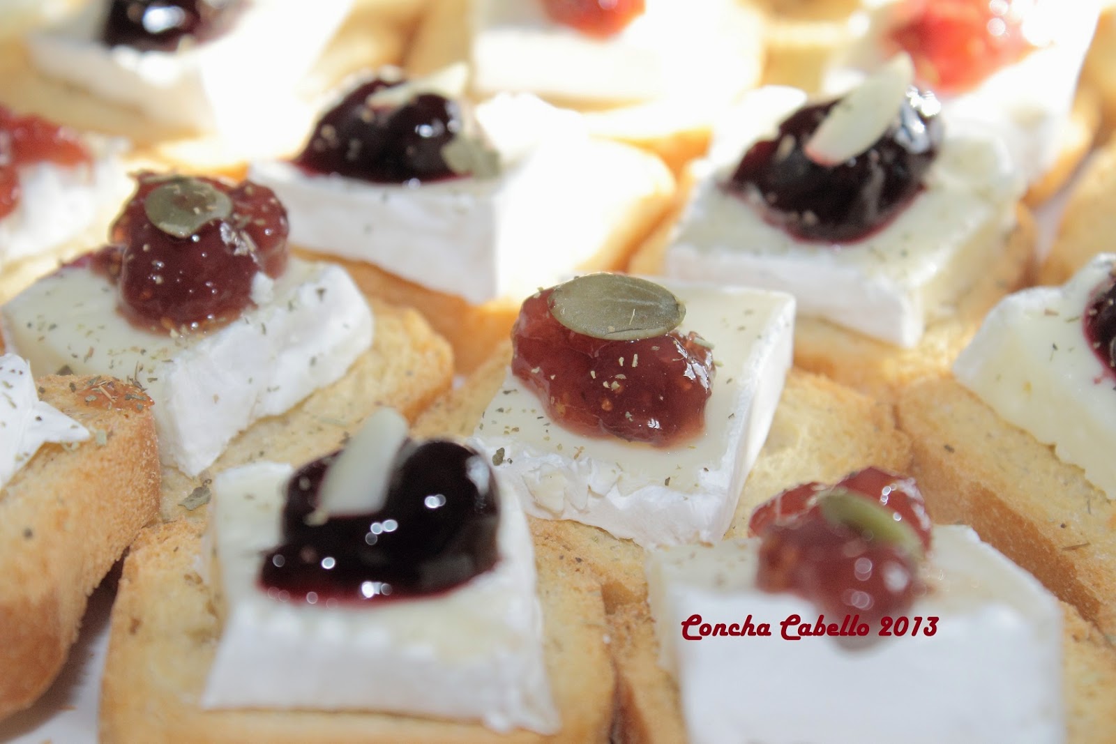 Canapés de Brie y Camembert